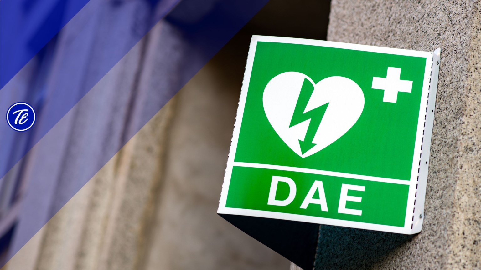 The defibrillator: when it is obligatory and how to use it - Techno Energia